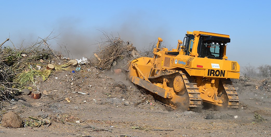 NUEVA MÁQUINA TOPADORA PARA SANTA ROSA – Municipalidad de Santa Rosa